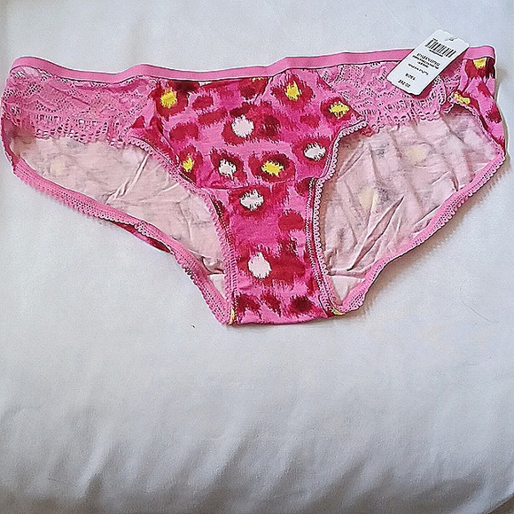 Soma | Intimates & Sleepwear | Soma Signature Lace Bikini Panty Sizes ...